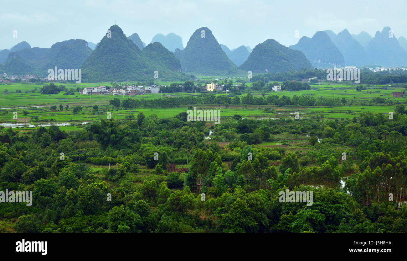 May 17, 2017 - Guili, Guili, China - Guilin, CHINA-May 17 2017 ...