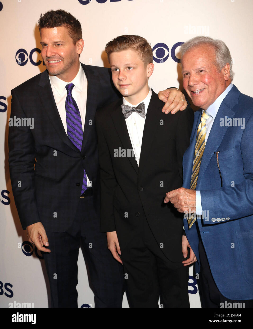 David boreanaz with his son hi-res stock photography and images - Alamy