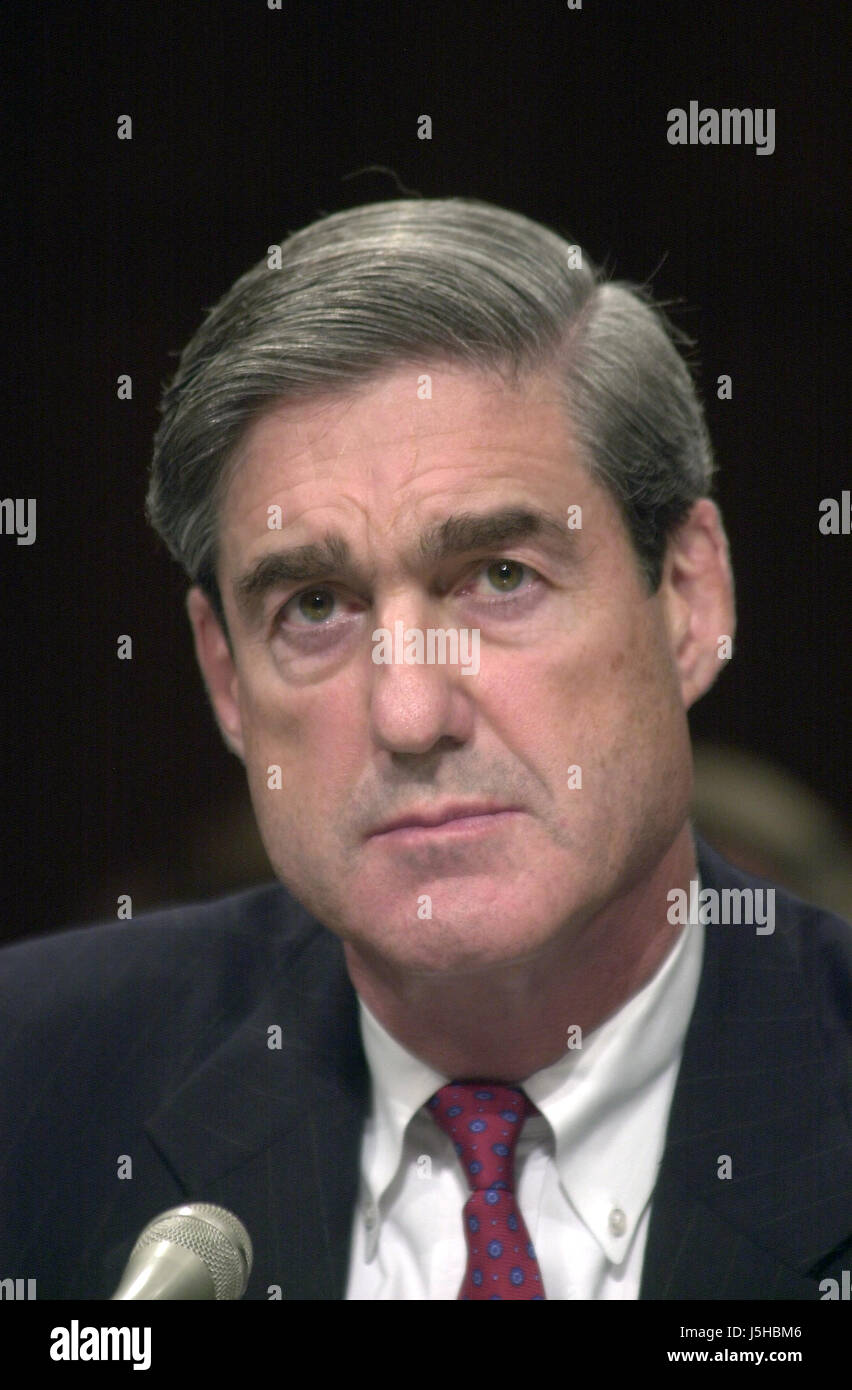 Robert S. Mueller, III appears before the U.S. Senate Judiciary ...