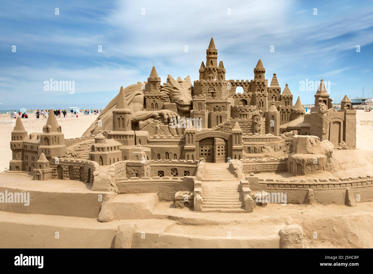 Sand castle hi-res stock photography and images - Alamy