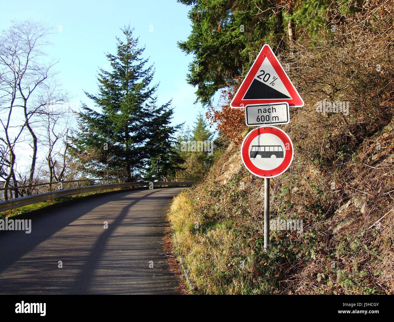 Climb climbing steep gradient hi-res stock photography and images - Alamy