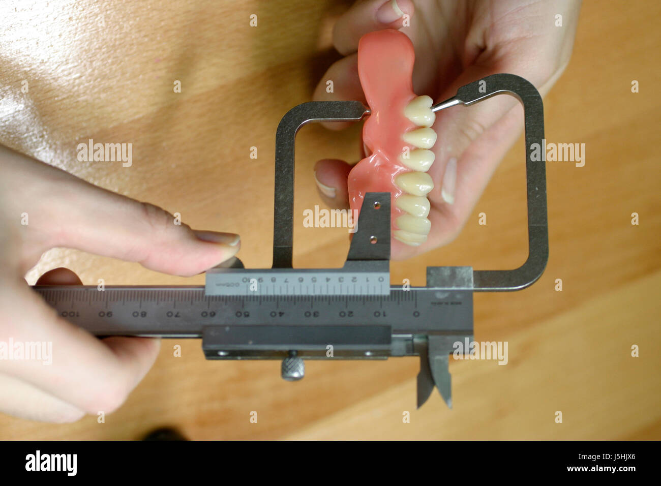 hand finger provision health mouth teeth bit dentist measured sured ...