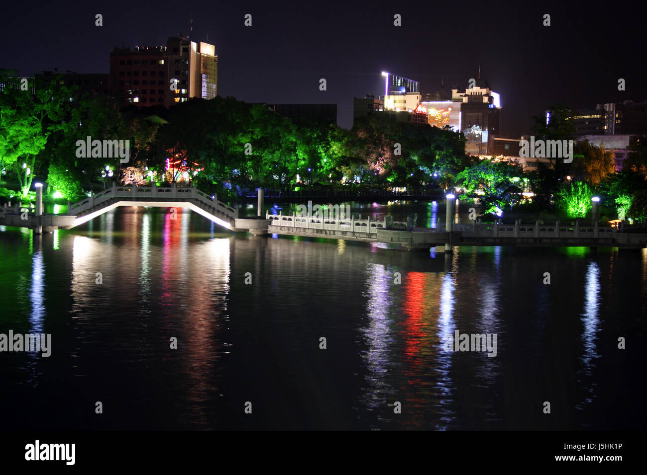 city town park asia bridge building water china buildings stadtparkt ...