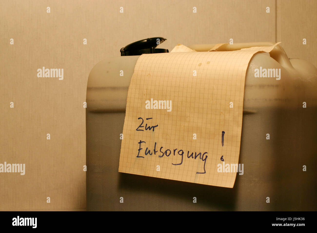 Kunststoffkanister hi-res stock photography and images - Alamy