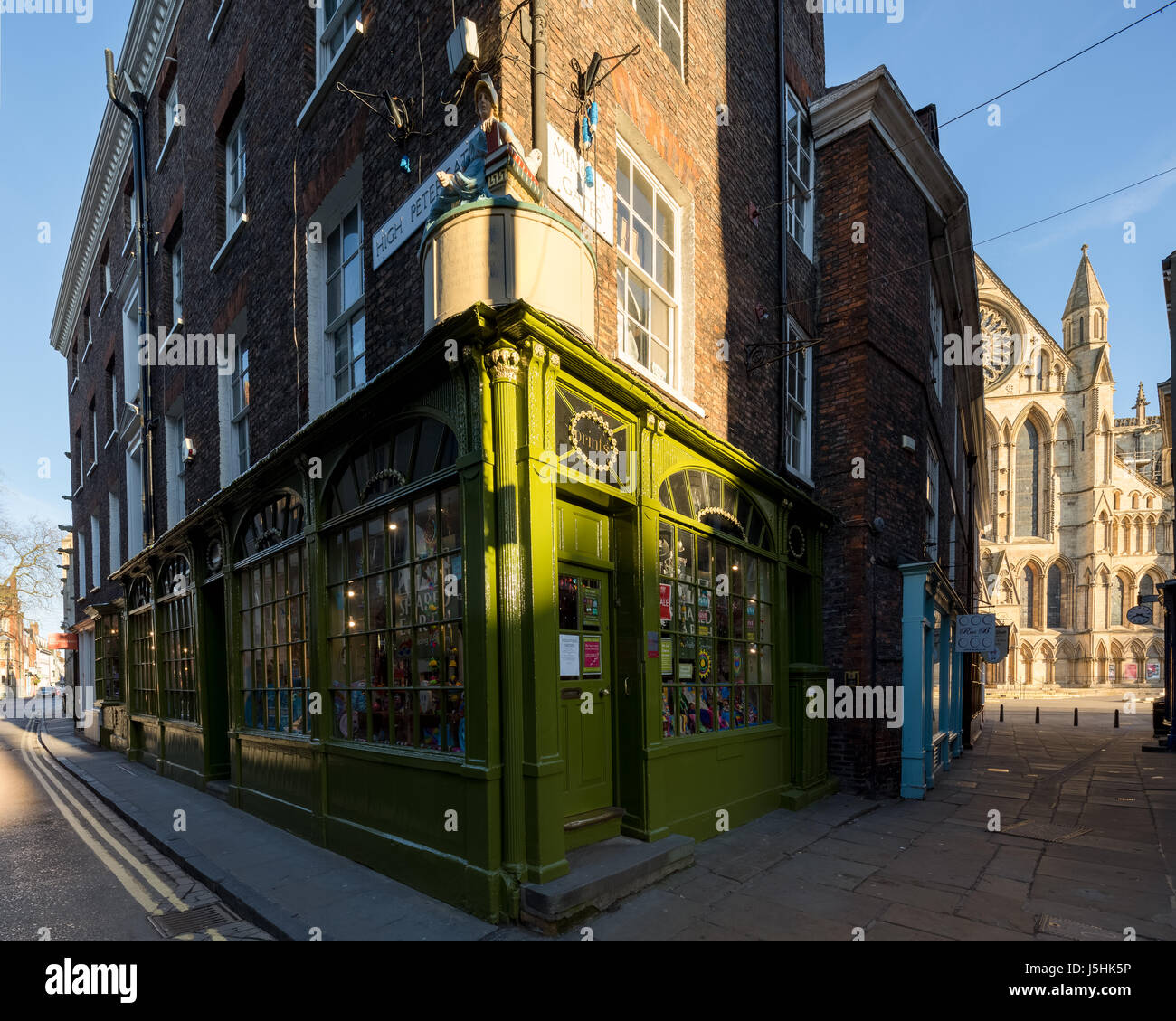 Yorkshire stonegate hi-res stock photography and images - Alamy