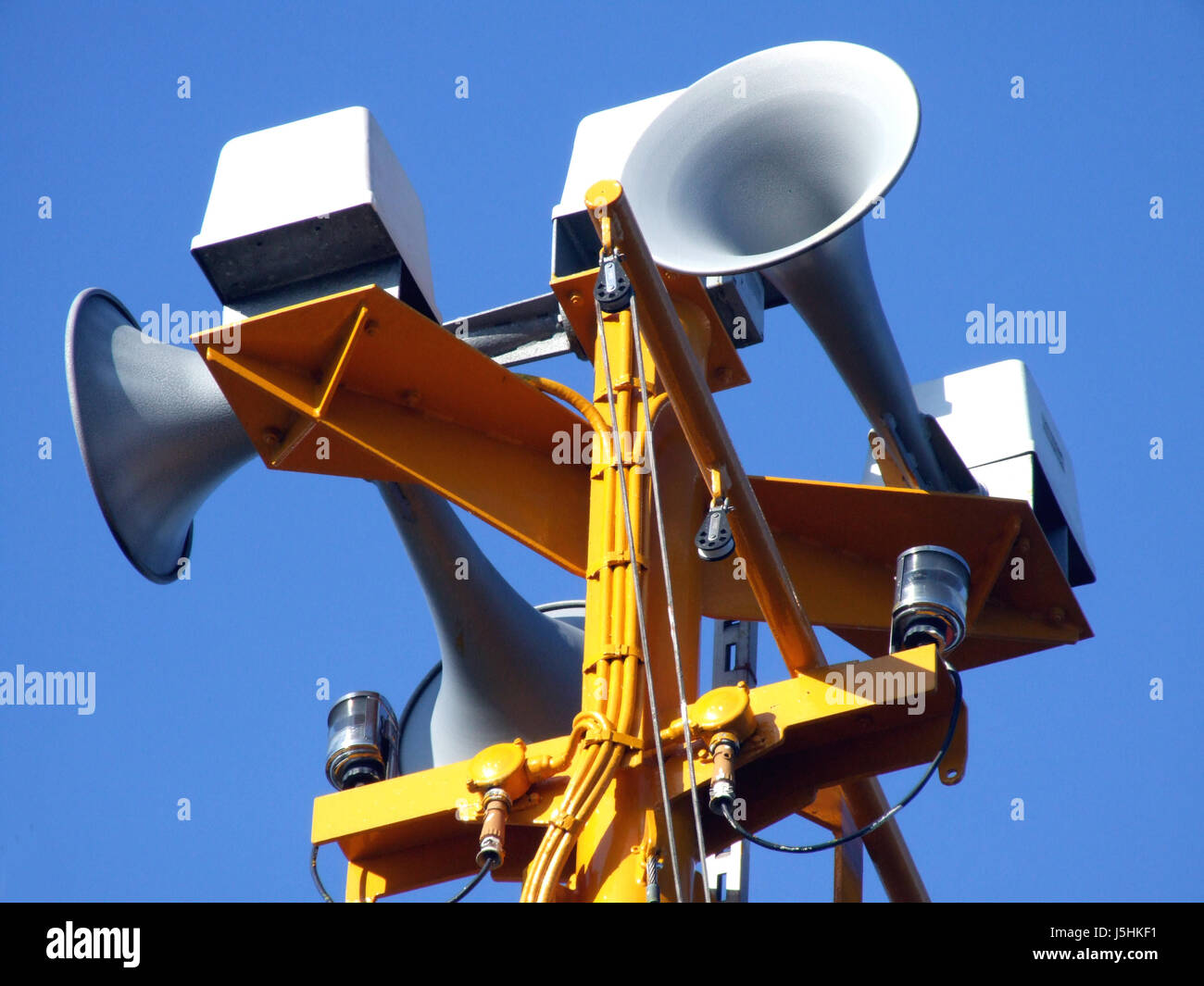 talk speaking speaks spoken speak talking chat nattering loud siren ...