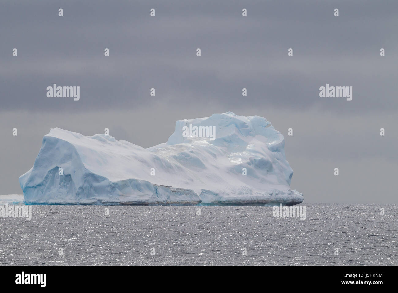 Dramatic iceberg hi-res stock photography and images - Alamy