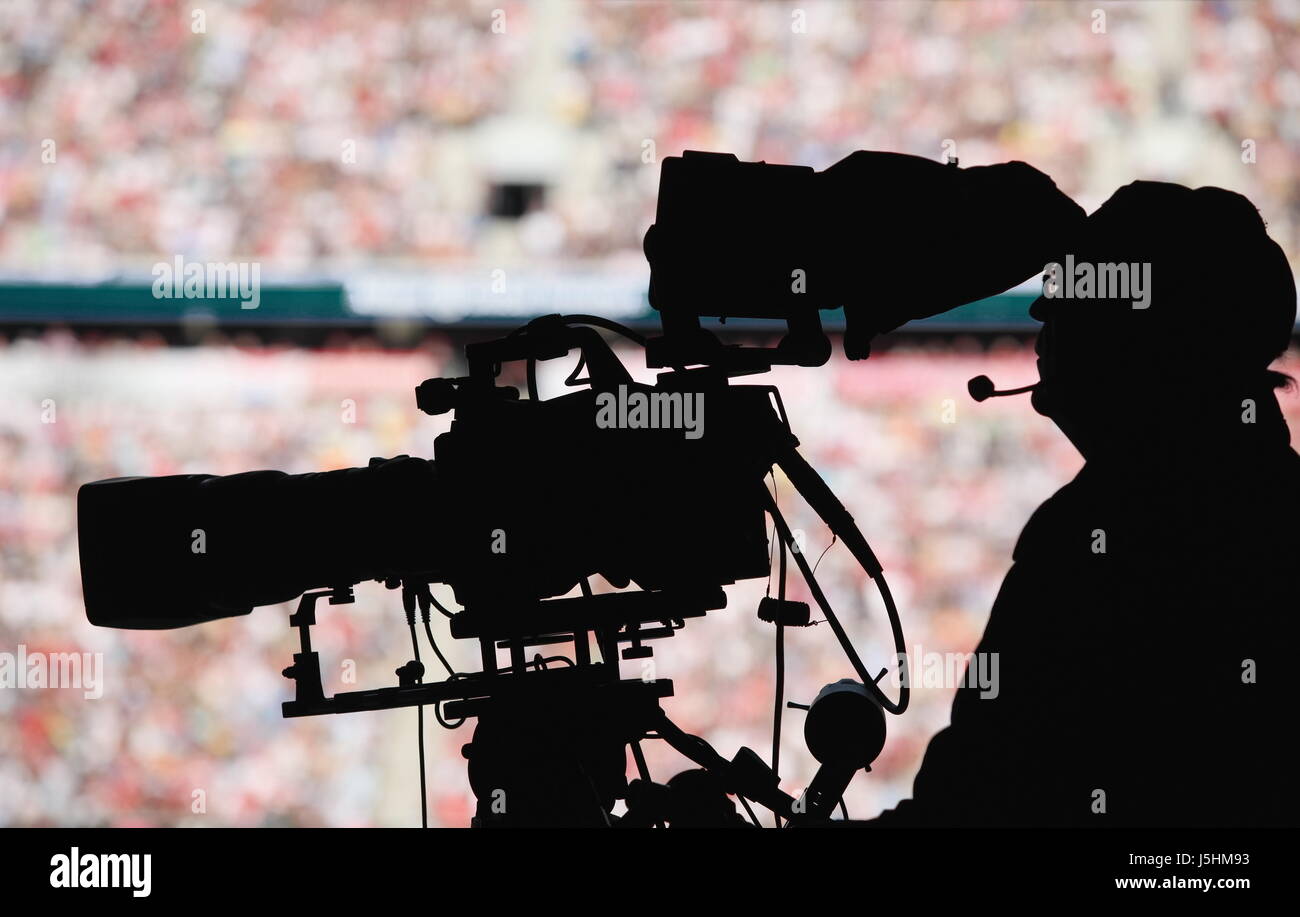 Stadium soccer cameraman hi-res stock photography and images - Alamy