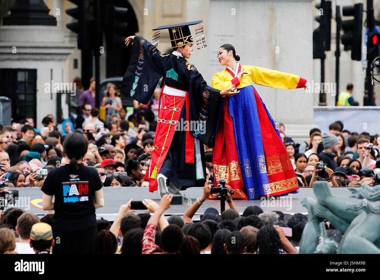 Asian wedding show london hi-res stock photography and images - Alamy