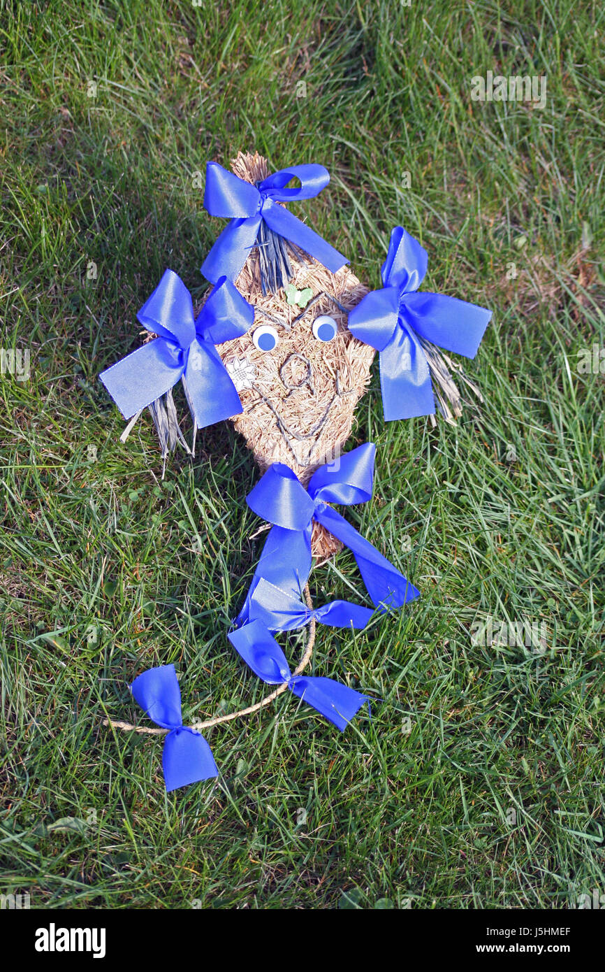 green face dragon straw loop do handicrafts grind childhood done ...