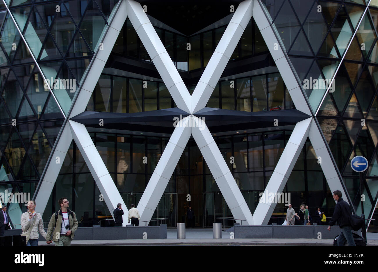 office famous sightseeing london england bureaus style of construction ...