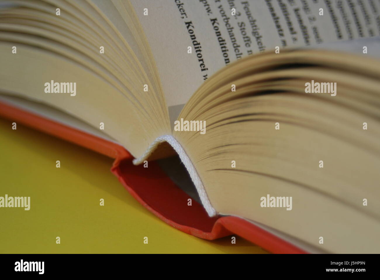 Media reference hi-res stock photography and images - Alamy