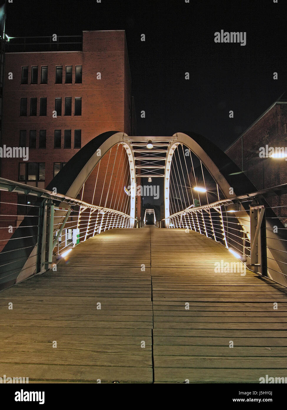 bridge night nighttime lighted harbor wide angle hamburg worth seeing ...