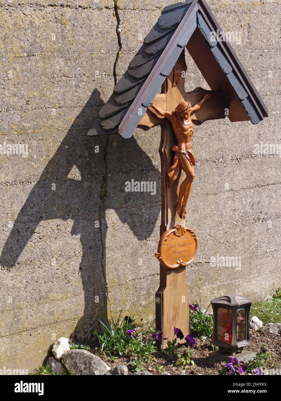Death die cross radio hi-res stock photography and images - Alamy