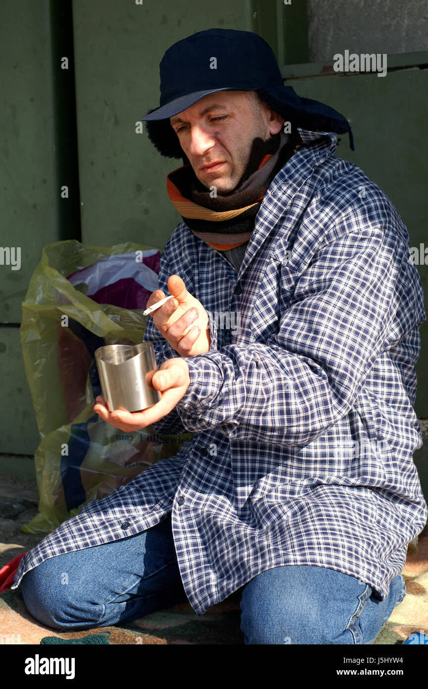 Pauper hi-res stock photography and images - Alamy