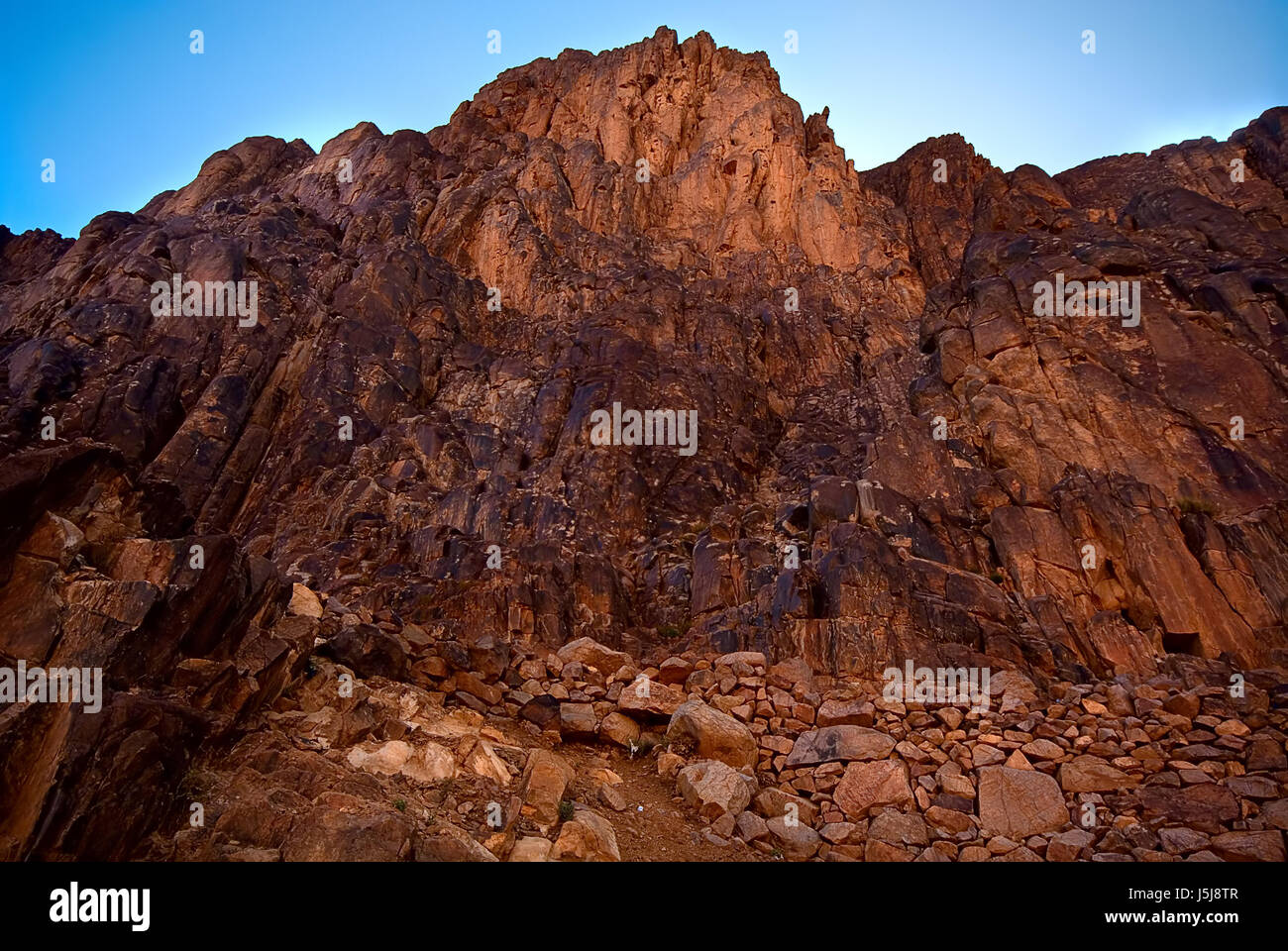 mountains desert wasteland egypt mountain stones djebel musa mount ...