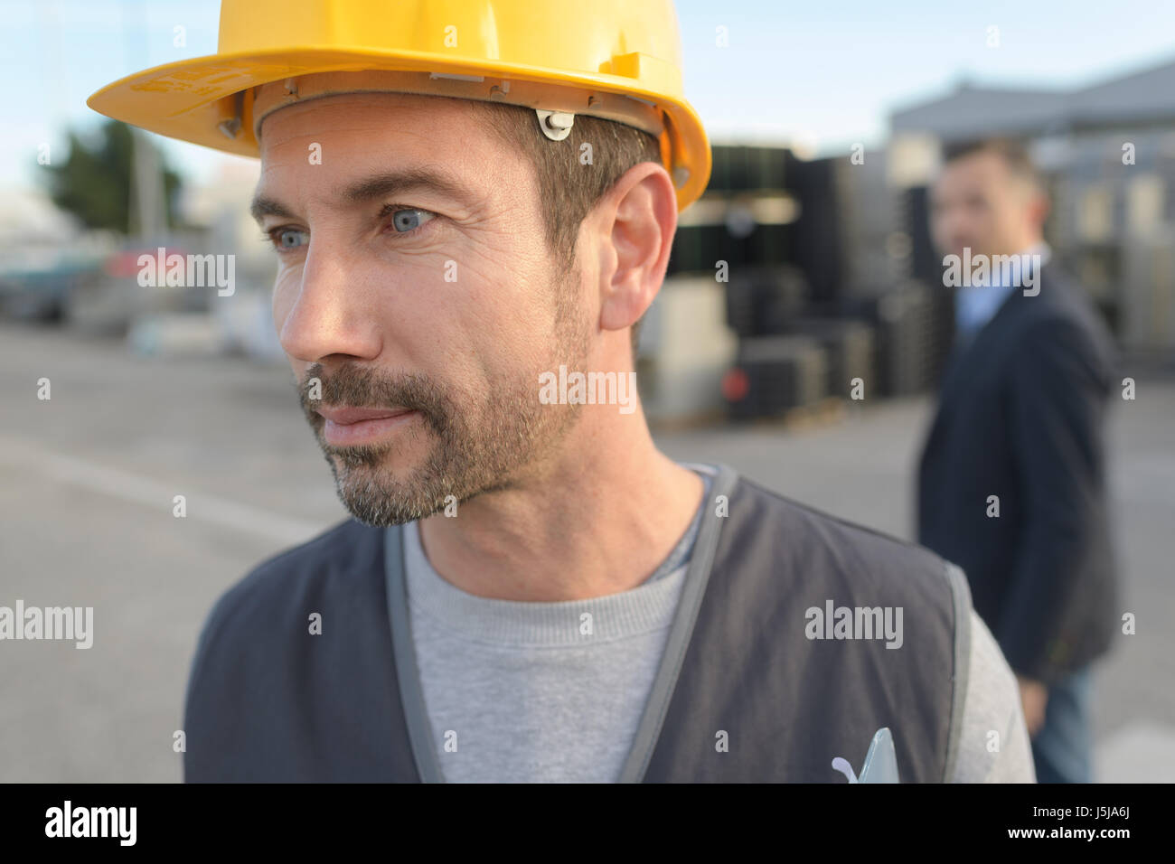 foreman construction engineer worker portrait Stock Photo - Alamy
