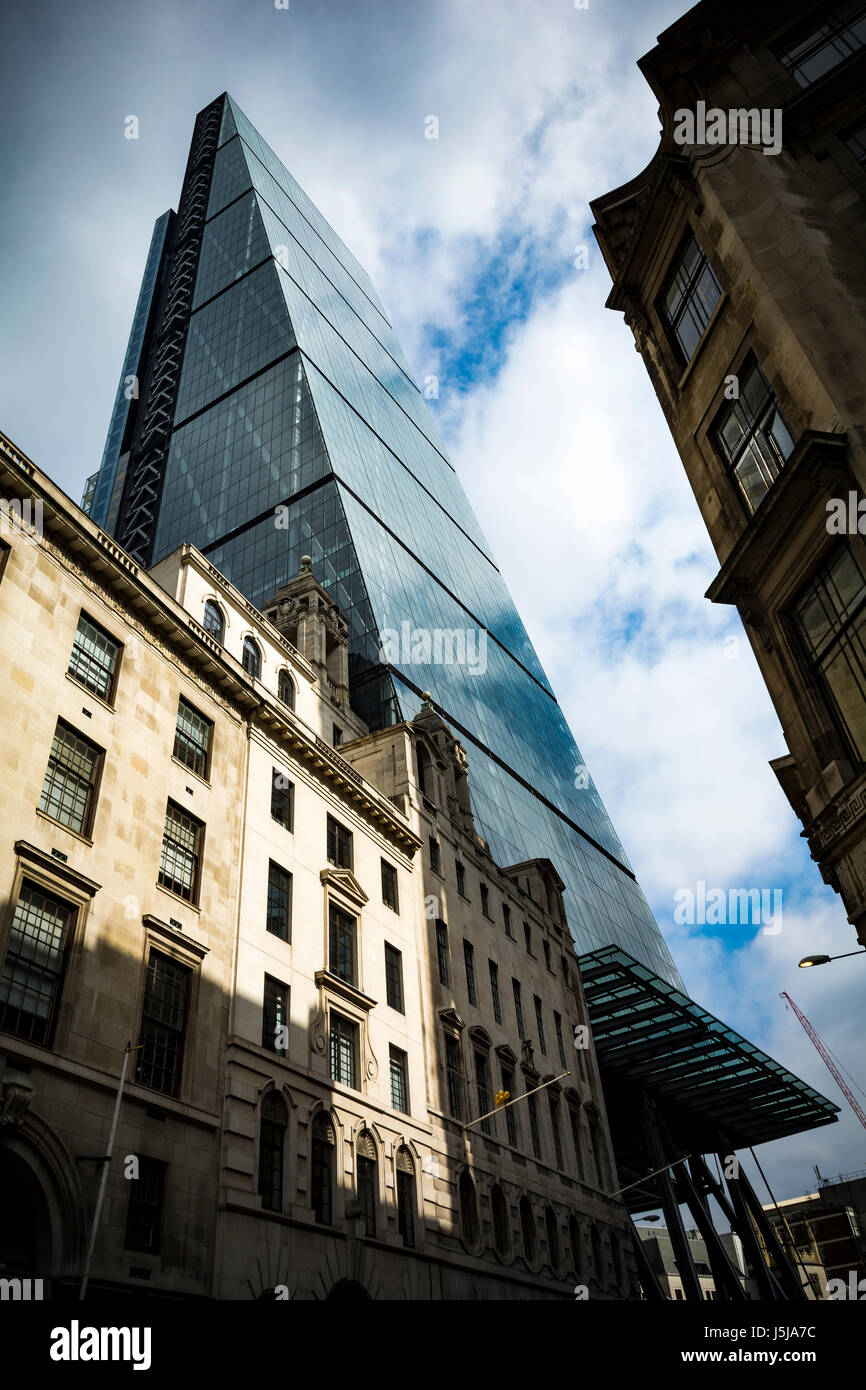 Classical and modern in Leadenhall Street in London financial district ...