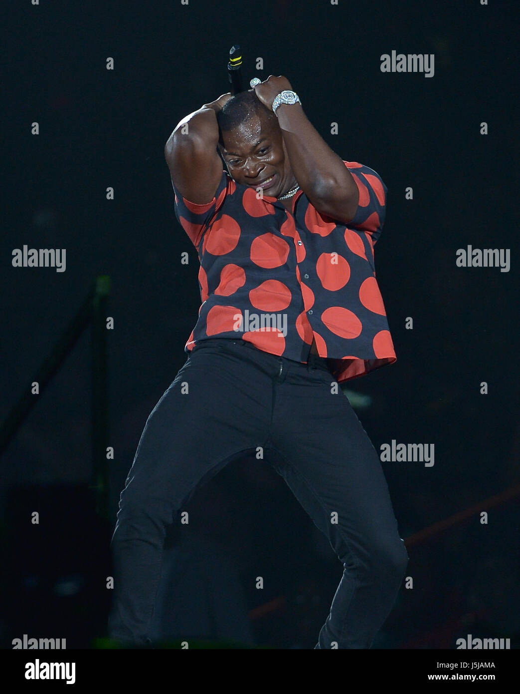 Rapper O.T. Genasis performing live onstage at the American Airlines ...