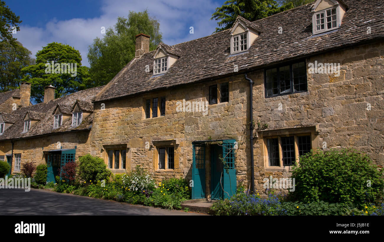 Snowshill Cottages 2 Stock Photo - Alamy