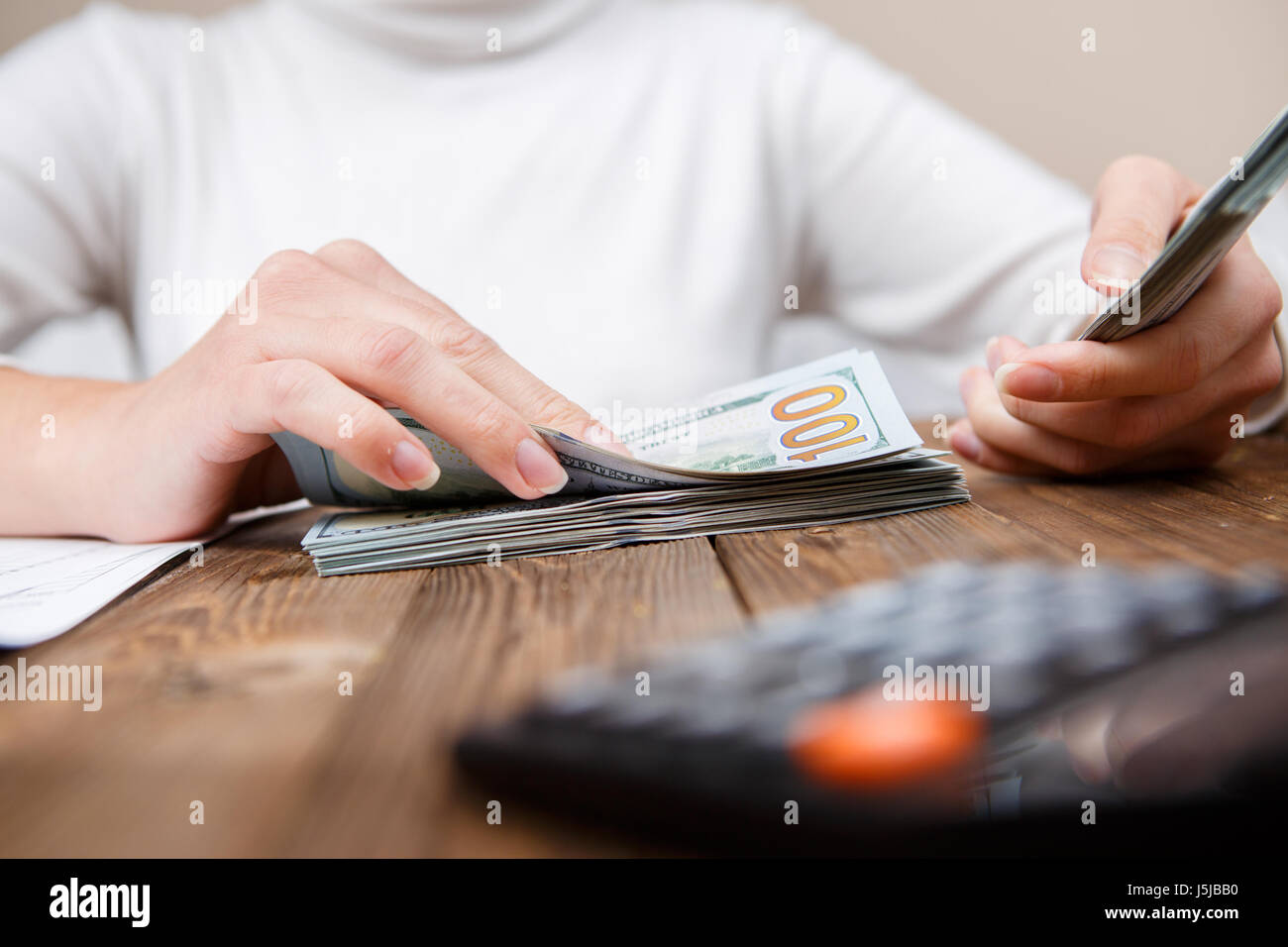 Hands counting money, close up Stock Photo - Alamy