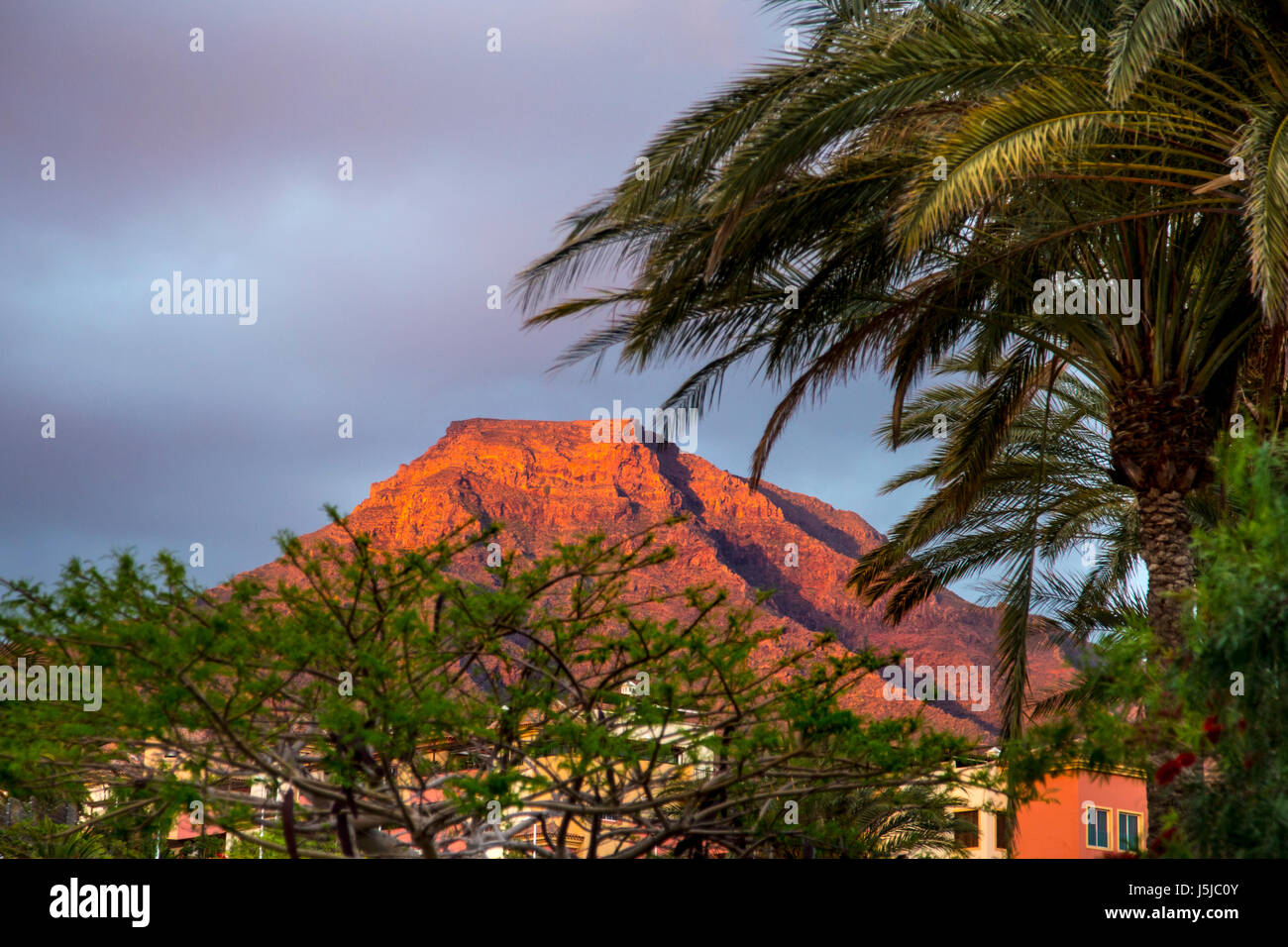 Beautiful sunset in spain hi-res stock photography and images - Alamy