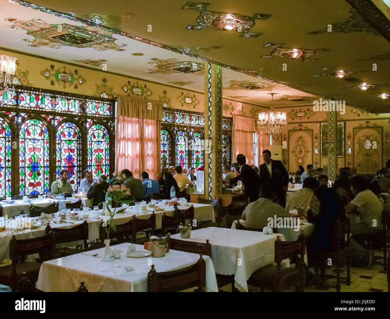 Lunch at a traditional restaurant, Isfahan, Iran Stock Photo - Alamy