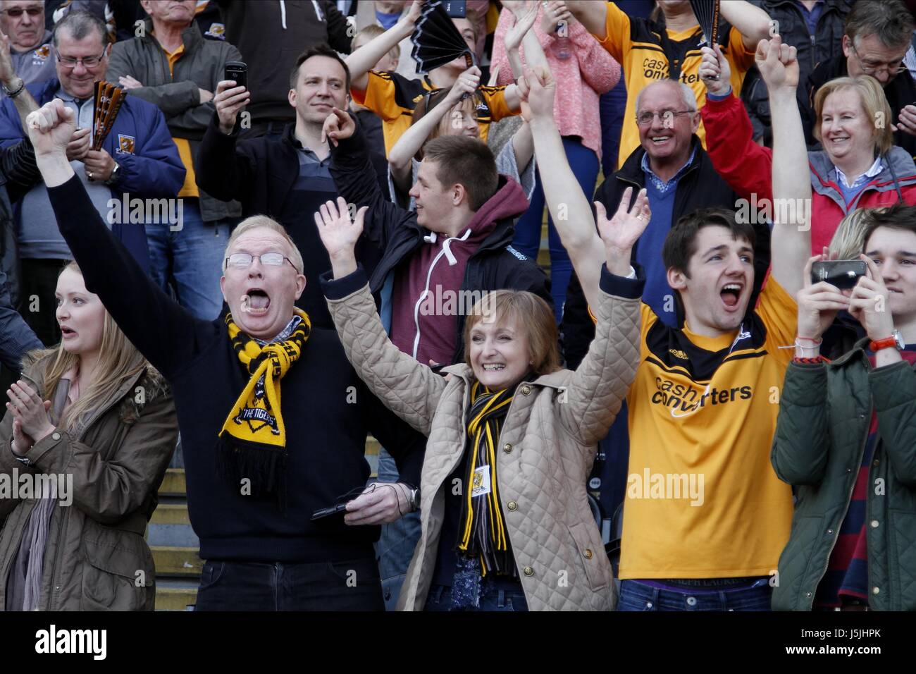 HULL FANS CELEBRATE PROMOTION HULL CITY V CARDIFF CITY KC STADIUM HULL ...