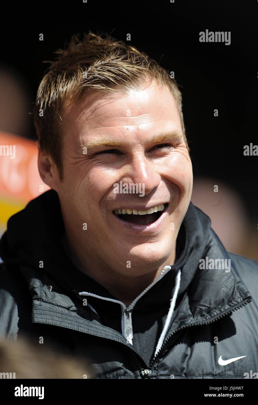 DAVID FLITCROFT BARNSLEY FC MANAGER BARNSLEY FC MANAGER THE JOHN SMITH ...