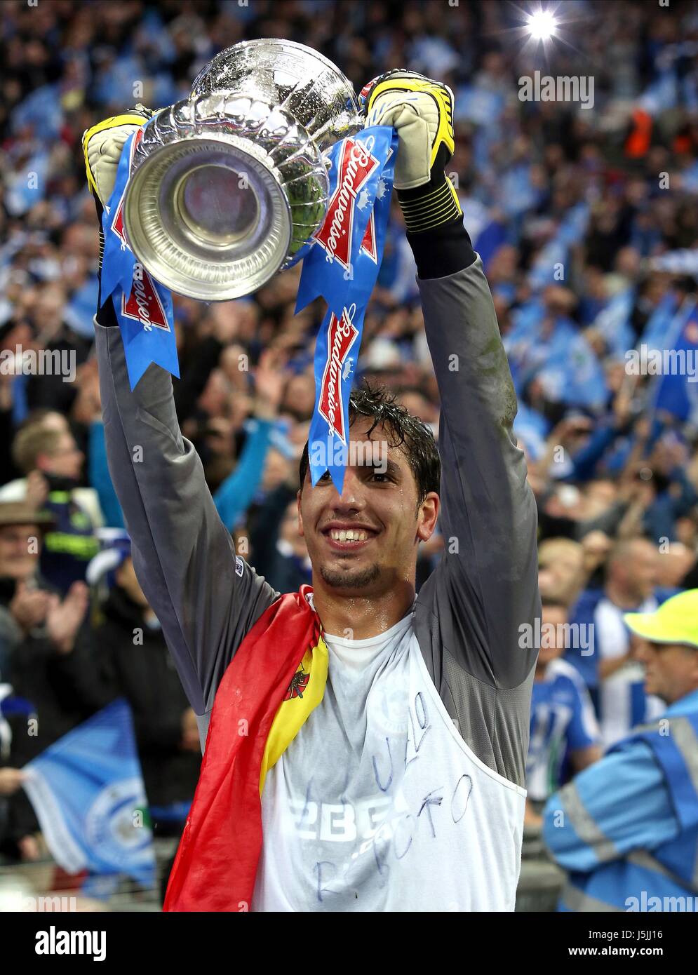 JOEL ROBLES WITH THE FA CUP MANCHESTER CITY V WIGAN ATHLET WEMBLEY ...