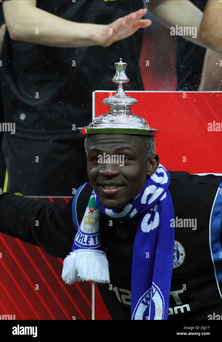AROUNA KONE WITH THE TOP OF TH MANCHESTER CITY V WIGAN ATHLET WEMBLEY ...