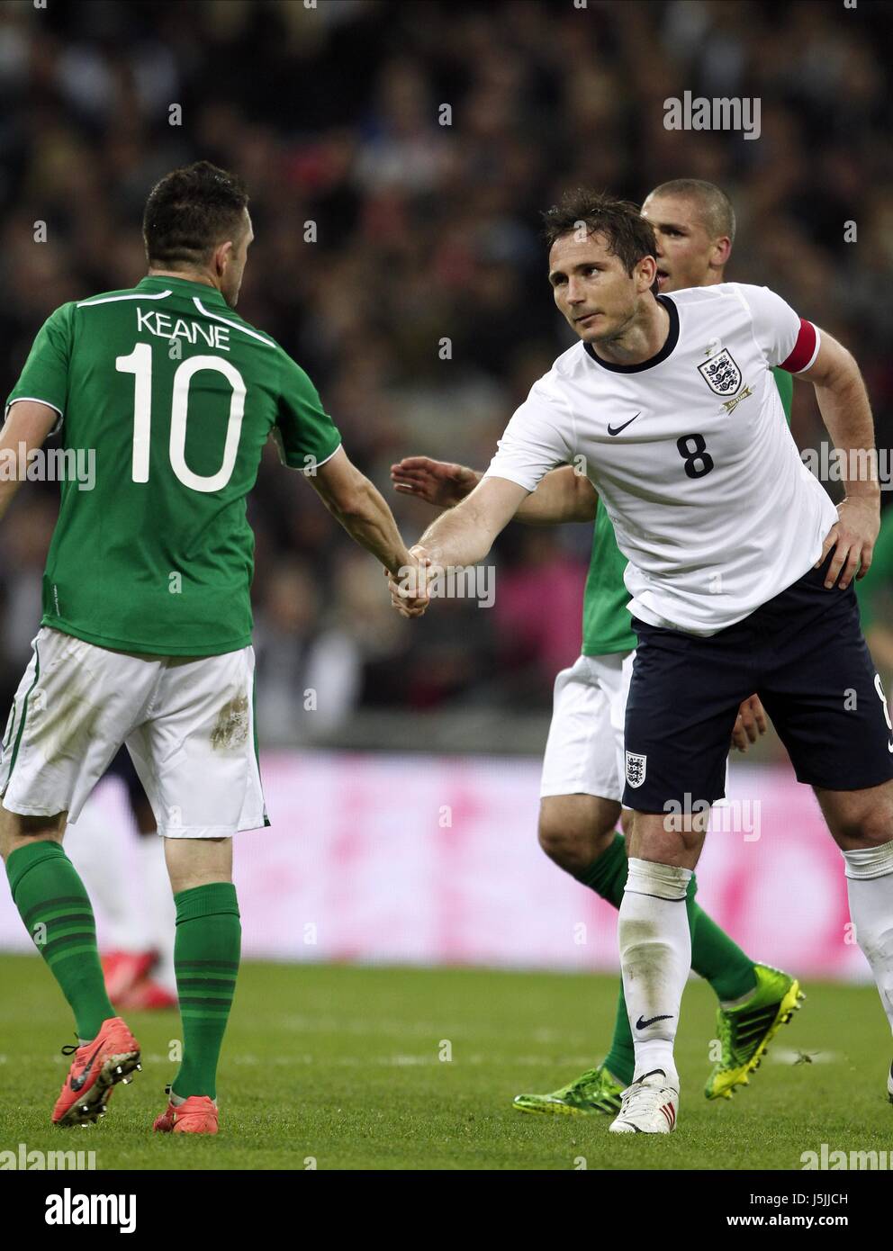 ROBBIE KEANE & FRANK LAMPARD ENGLAND V REP OF IRELAND WEMBLEY STADIUM ...