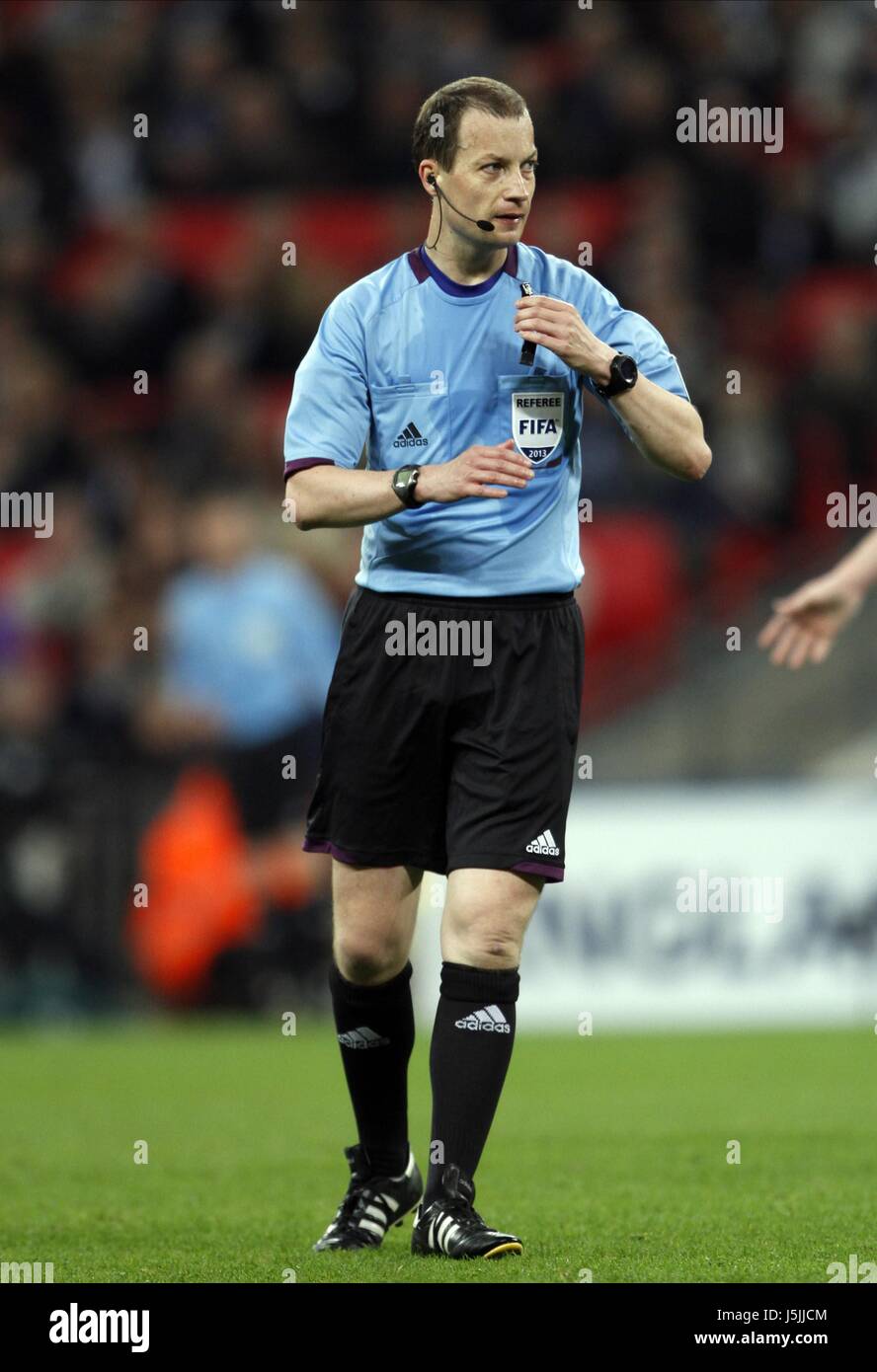 Referee Willie Collum High Resolution Stock Photography and Images - Alamy