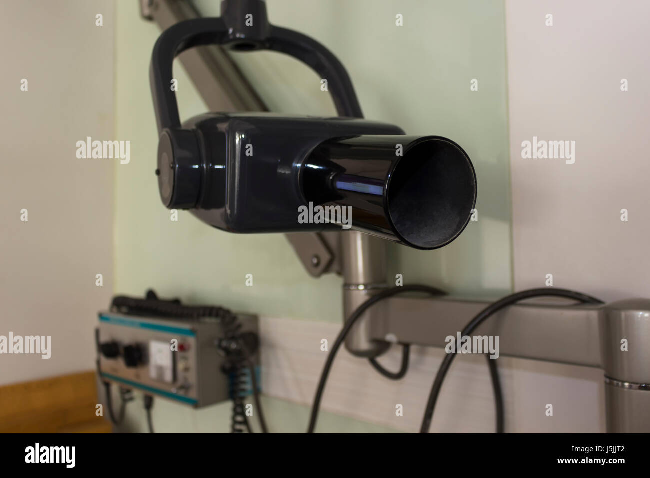 Dental xray machine hi-res stock photography and images - Alamy
