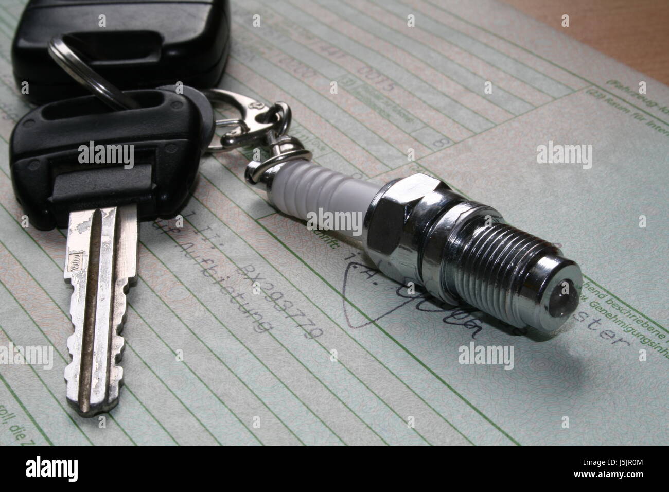 shine shines bright lucent light serene luminous car automobile vehicle ...