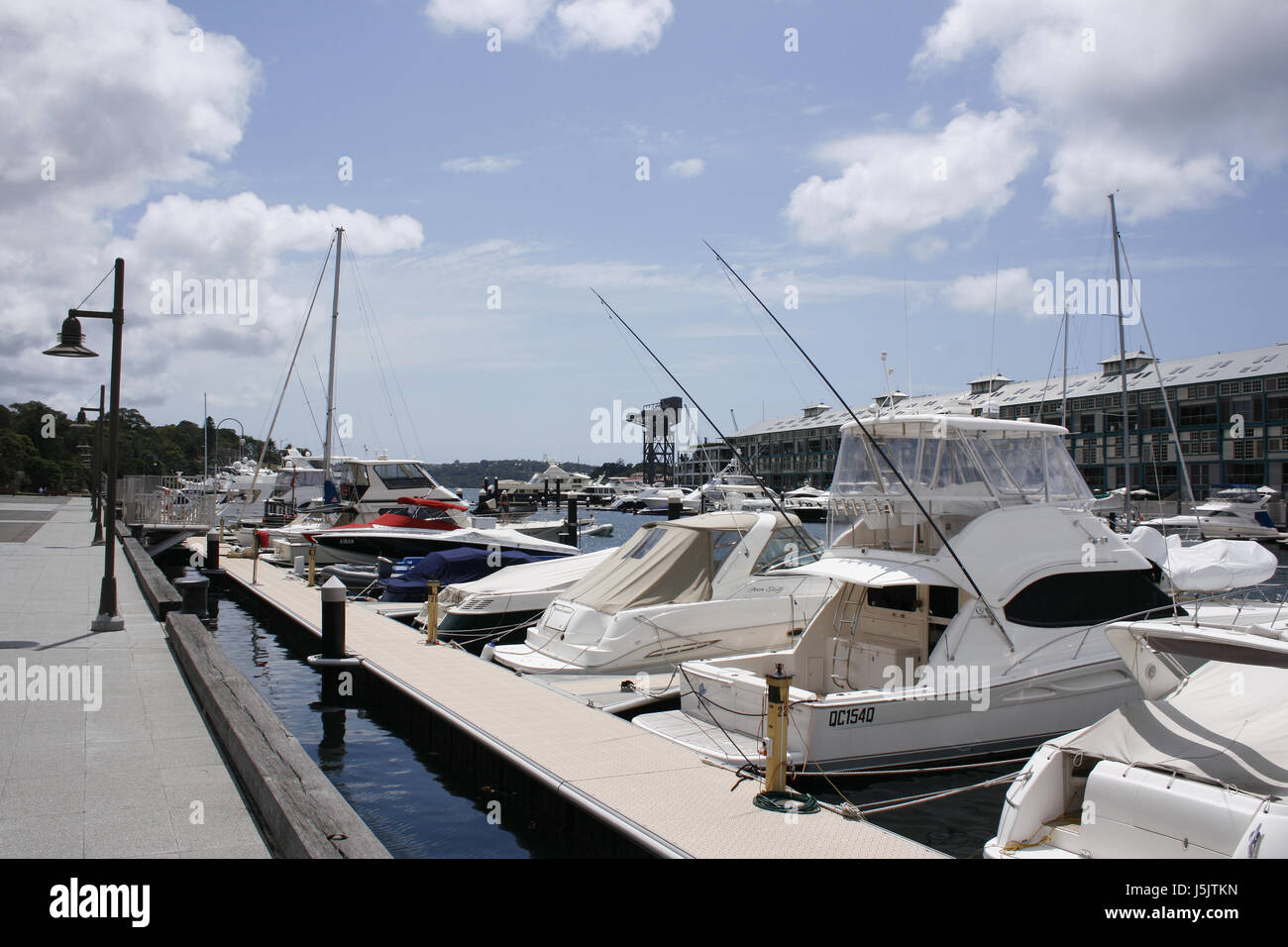 Anchor well hi-res stock photography and images - Alamy