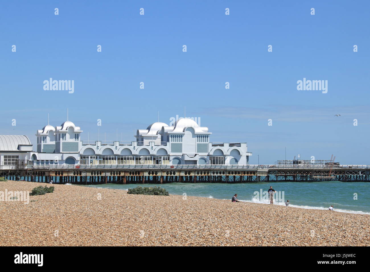Southsea south parade pier hi-res stock photography and images - Alamy