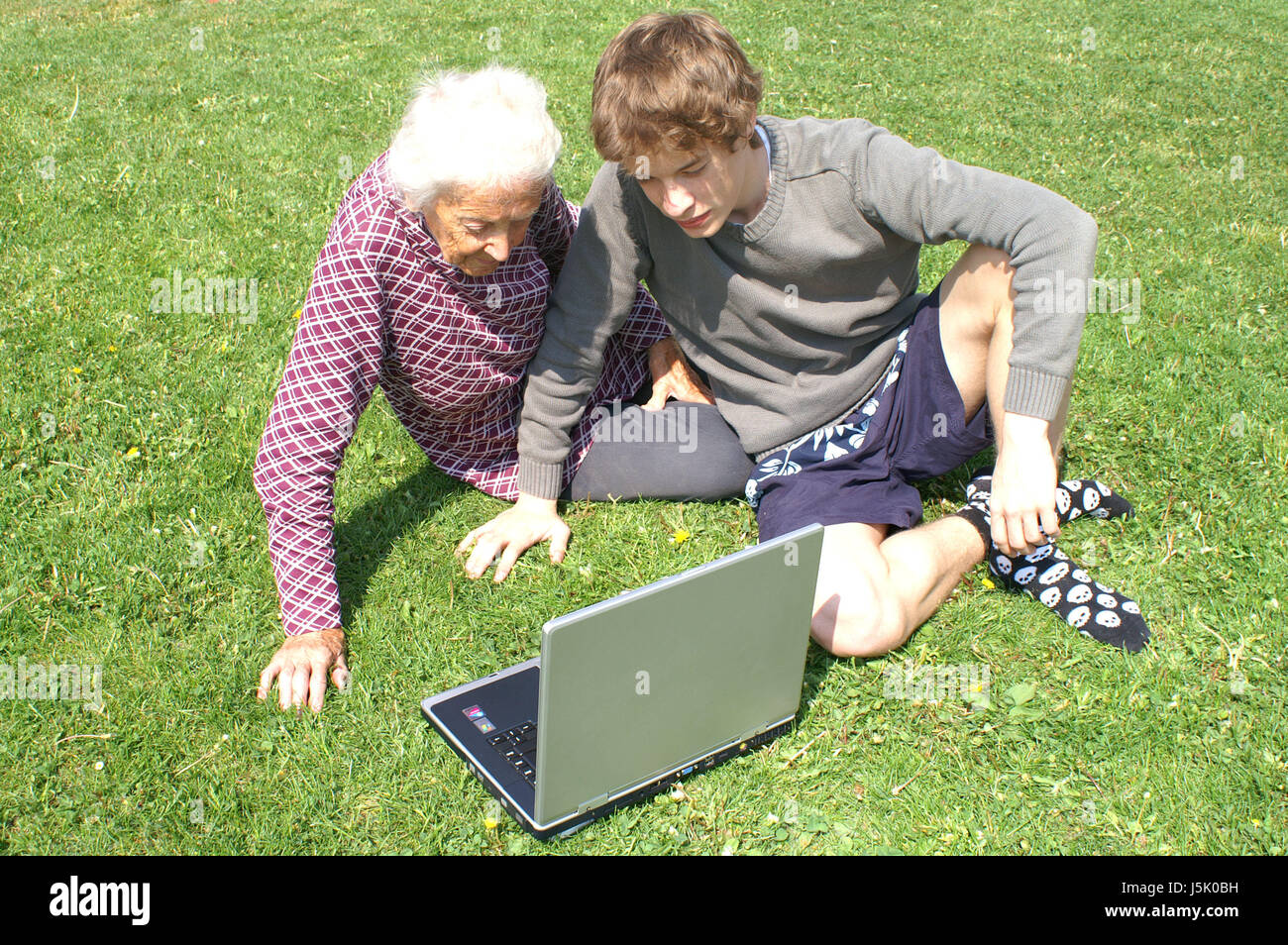 laptop notebook computers computer keyboard spare time free time ...