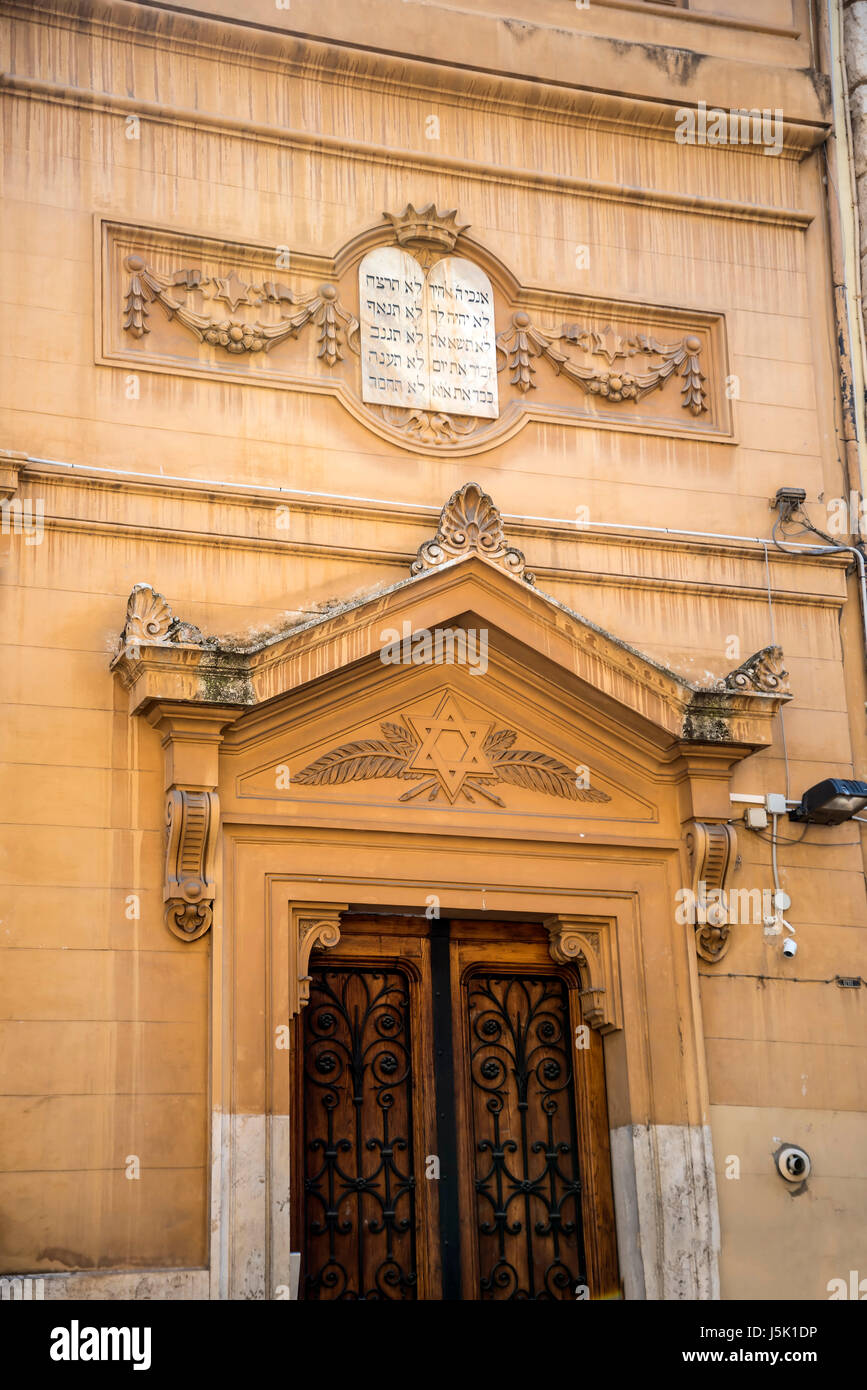 The Synagogue Di Castro in the city of Rome Italy Stock Photo - Alamy