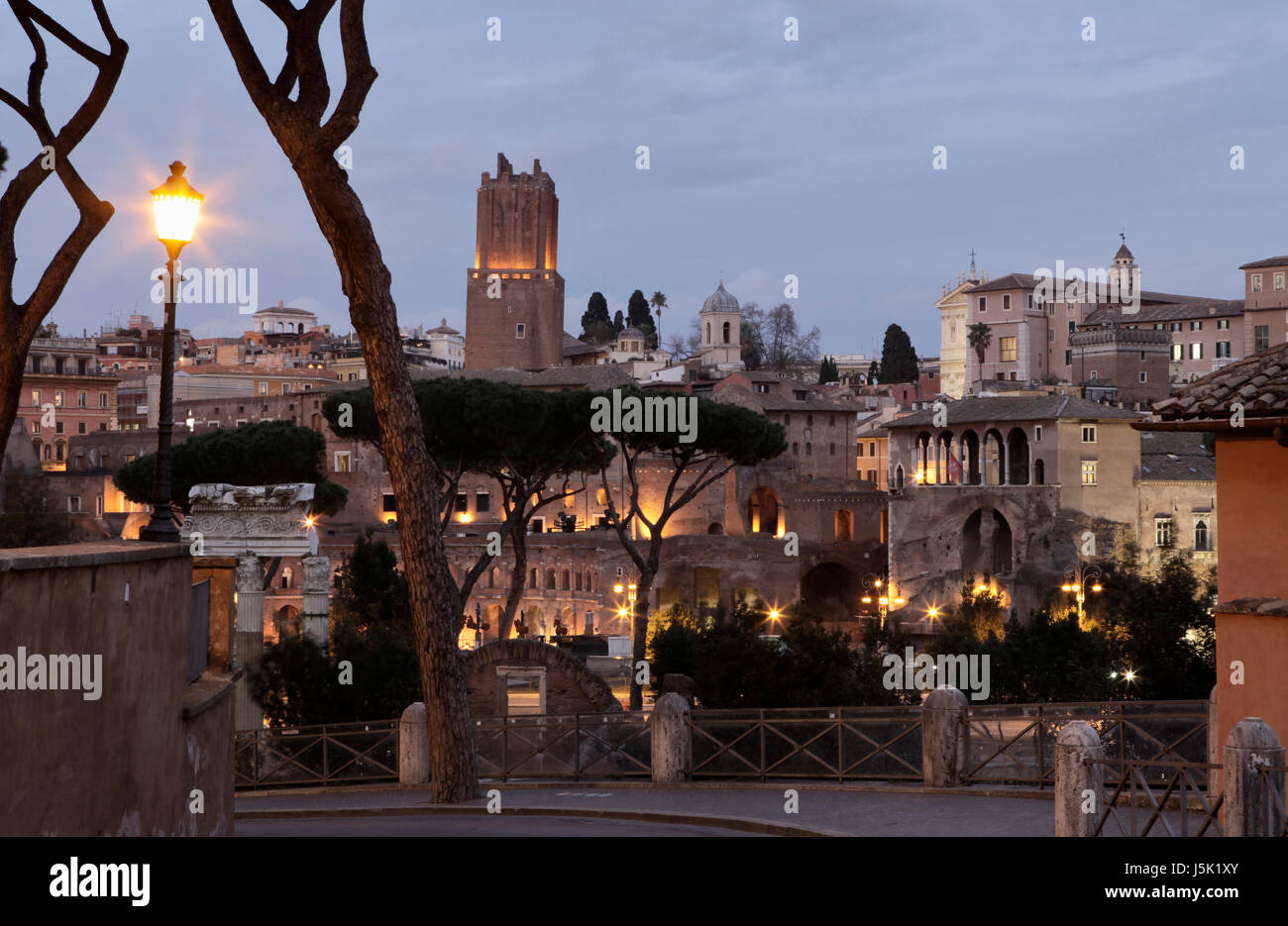 Rome city scape hi-res stock photography and images - Alamy