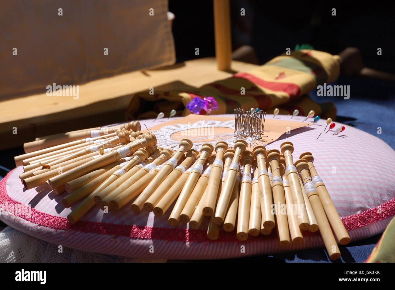 traditional tradition clapper handicraft lace-making traditions super ...