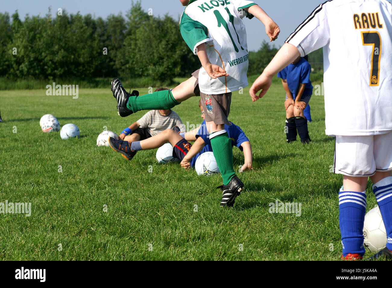 ball square team sport youngsters guys roll coach boys training tricot ...