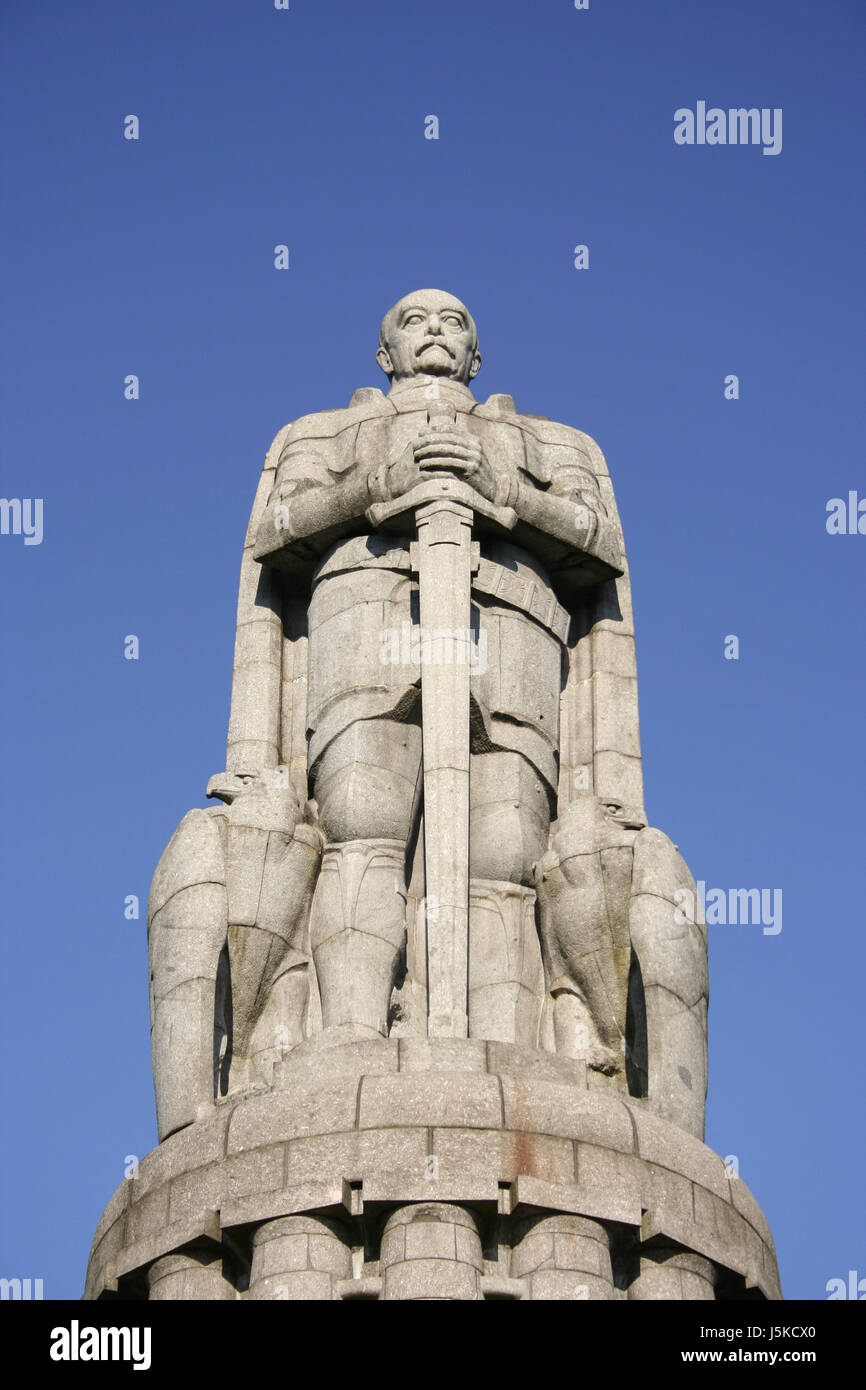 Statue of otto von bismarck hamburg hi-res stock photography and images ...