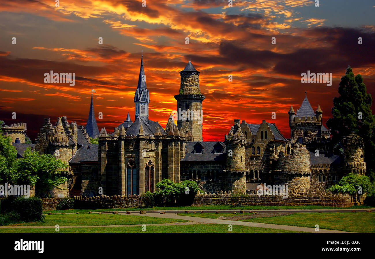 Mystic castle ruin hi-res stock photography and images - Alamy