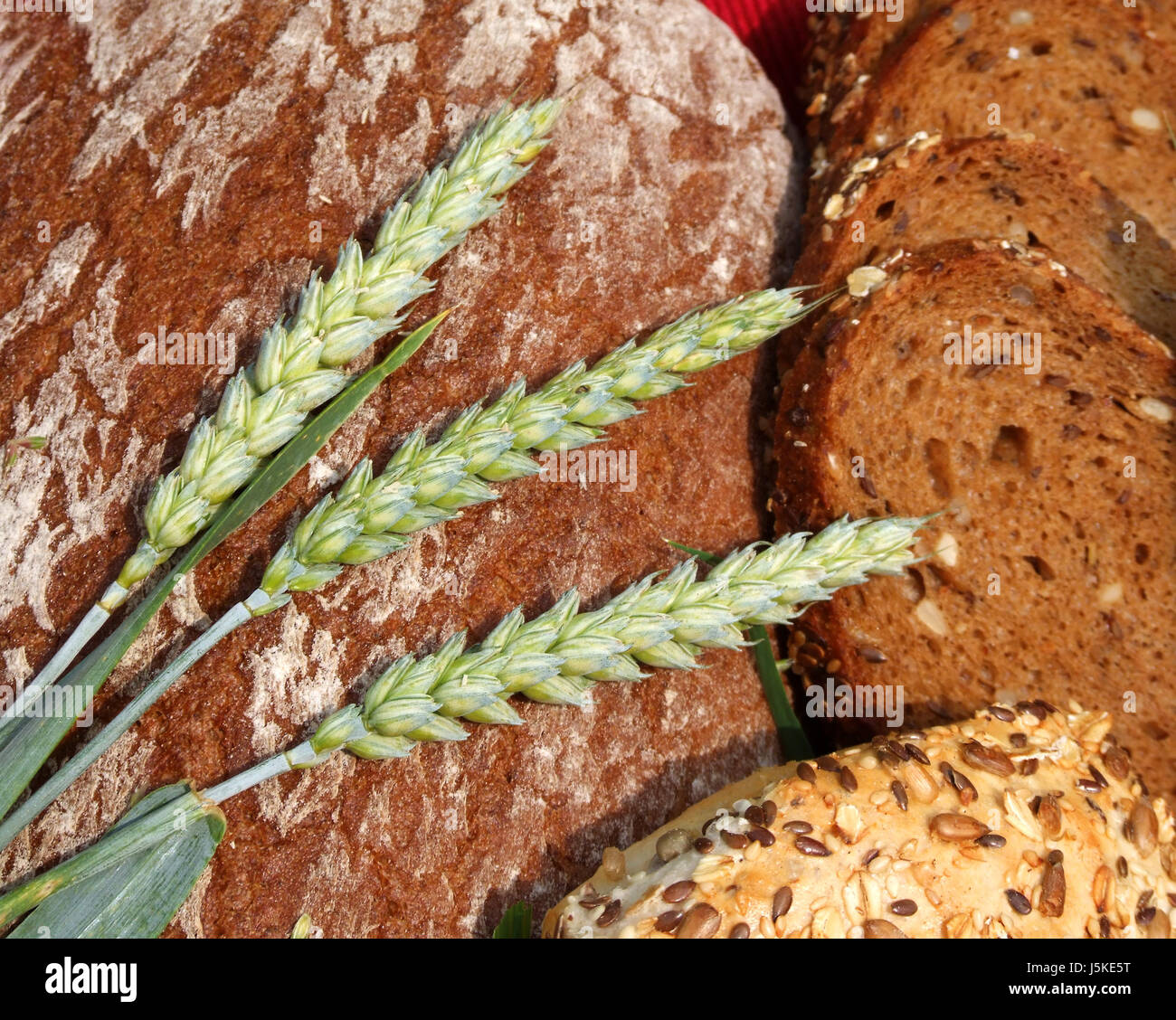 Graubrot hi-res stock photography and images - Alamy