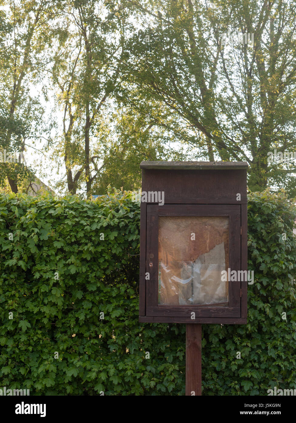 Old Notice Board High Resolution Stock Photography and Images - Alamy