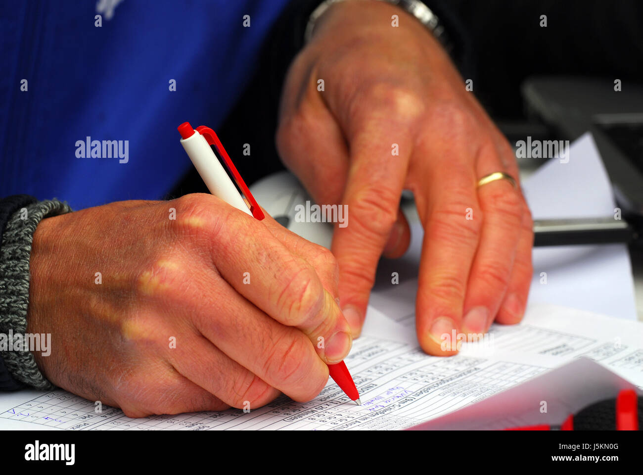 note memo hand hands write wrote writing writes ring ball pen ballpoint ...