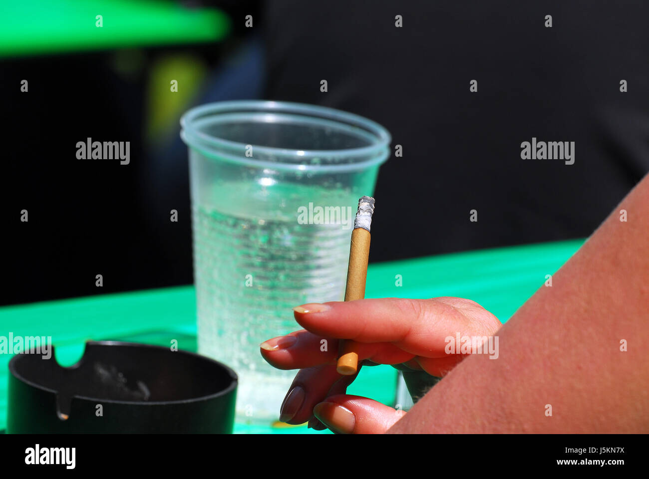 Water cigarette hi-res stock photography and images - Alamy