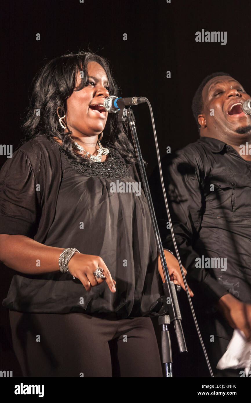 Gospel singer in concert Stock Photo - Alamy