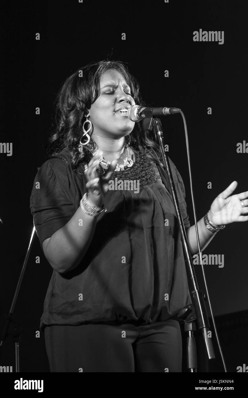 Religious singer Black and White Stock Photos & Images - Alamy